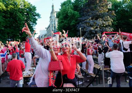 Oslo 20260630. The audience cheers after the victory in the World Cup ...