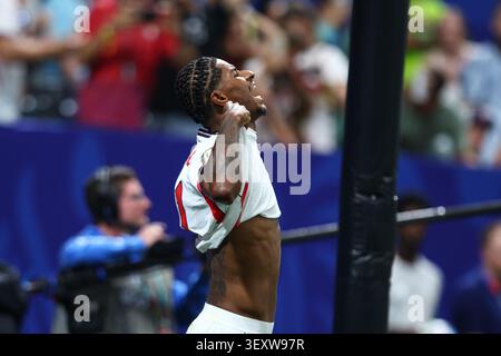 ATLANTA, USA - 1st July 2026: England players enjoy the fans singing ...