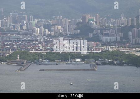 The Chinese PLA Navy Hengyang, hull number 568, Type 054A guided ...