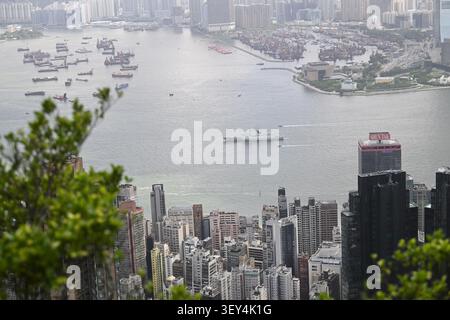 The Chinese PLA Navy Hengyang, hull number 568, Type 054A guided ...