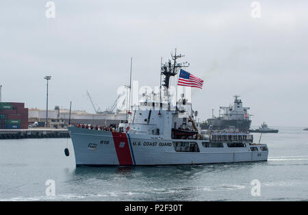 The United States Coast Guard Cutter Active (WMEC-618) travels across ...