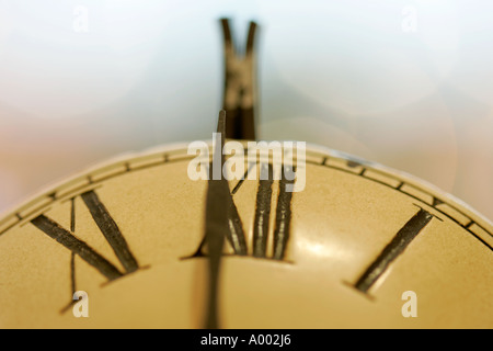 lunch midday midnight noon break commitment deadline twelve thirty o ...