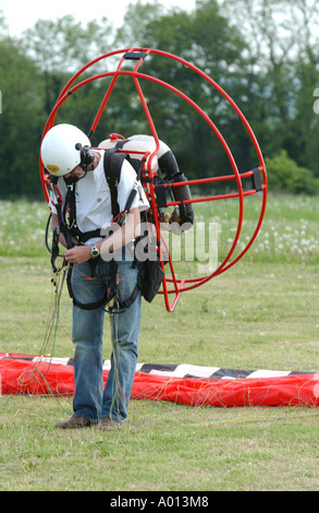 paramotorist taking off Stock Photo - Alamy