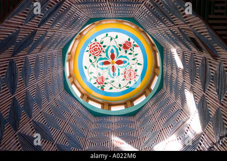 Interior of colorful mosque in Sunjak village of Muslim Dard or Brokpa ...