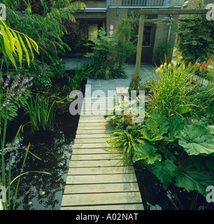Decking path in the garden Stock Photo - Alamy
