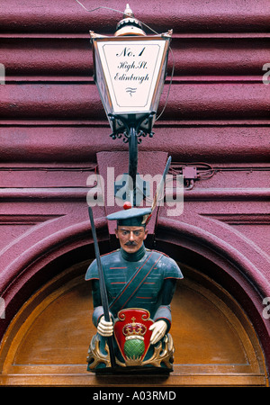 Traditional pub in Edinburgh, Scotland Stock Photo - Alamy