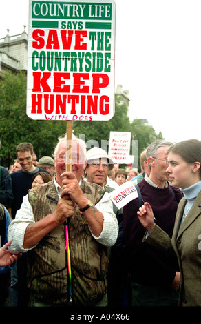 Pro hunt protest by Parliament Stock Photo - Alamy