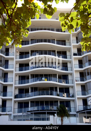 Apartment building Mooloolaba Stock Photo - Alamy
