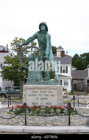 Gloucester Fishermens Memorial "Man at the Wheel" statue, Gloucester ...