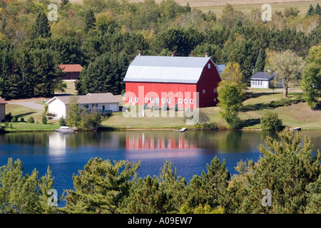 Red Barn located on Keyes Lake, Florence, WI, USA Stock Photo - Alamy