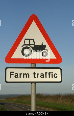 Road sign showing a farm tractor Stock Photo - Alamy