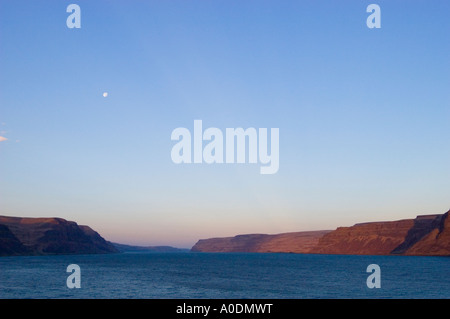 Wallula Gap on the Columbia River in southeast Washington Stock Photo ...