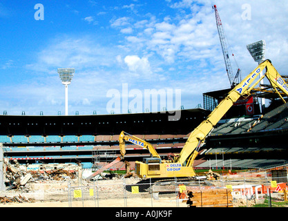 The Melbourne Cricket Ground (MCG) redevelopment of the members side ...