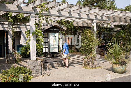 Visitor center for Washington Park Arboretum Seattle USA Stock Photo ...