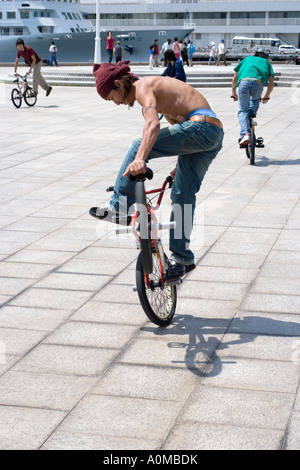 Bmx Biker Kobe Japan Stock Photo - Alamy