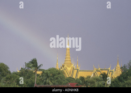 rainbow over the royal palace Phnom Penh Cambodia Stock Photo - Alamy
