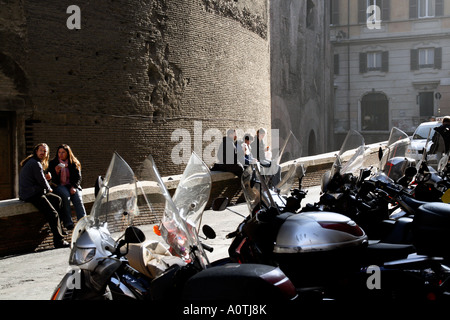 Motor scooters parked by the Pantheon Rome Italy Stock Photo - Alamy