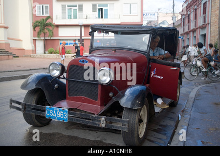 Model T Ford car in Camaguey,Cuba Stock Photo - Alamy
