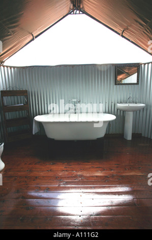 Luxury tent in Gunya Titjikala an exclusive aboriginal safari resort ...