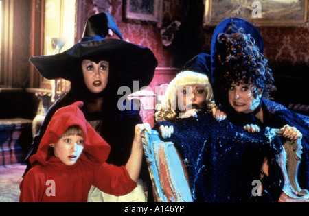 Casper Meets Wendy Dance