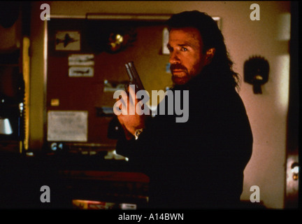 THE HITMAN -1991 CHUCK NORRIS Stock Photo: 29137222 - Alamy