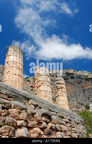 Delphi ruins, Greece under Mount Parnassus Stock Photo - Alamy
