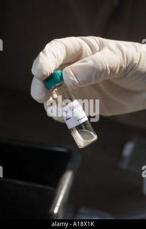 Deputy sheriff using MethCheck to test if a suspicious substance found ...