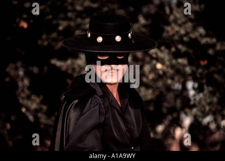 ZORRO, Guy Williams, 1957-1959, © Walt Disney Co. / Courtesy: Everett ...