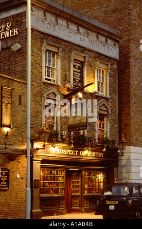 The Prospect of Whitby Pub, circa 1520, Wapping Wall, Wapping, London ...