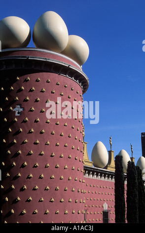 Dali Museum, Figueres, Costa Brava, Spain Stock Photo - Alamy