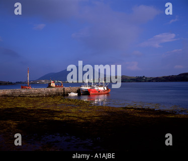 Ireland, Co Galway, Connemara, Letterfrack, Dawros River flowing from ...