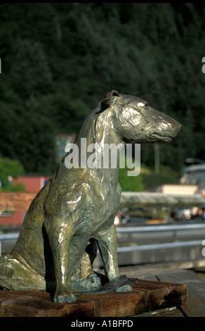 Alaska Alaskan Juneau Patsy Ann dog pet statue,famous greeted arriving ...