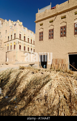 old town of Al Hajjaryn Wadi Doan Hadramaut Yemen Stock Photo - Alamy