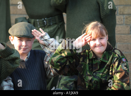 army kids saluting Stock Photo - Alamy
