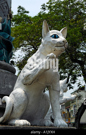 Great Cat statue of Kuching, Sarawak Stock Photo - Alamy