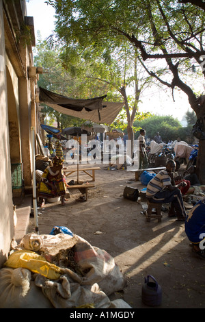 The artisans market ,Bamako, Mali, West Africa Stock Photo - Alamy