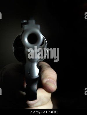 Looking down the barrel of a pistol Stock Photo - Alamy
