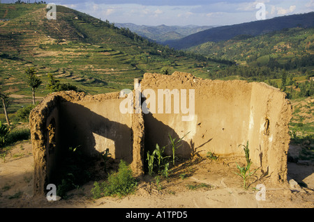 DESTROYED HOUSES SW RWANDA .AFTER THE GENOCIDE 1994 Stock Photo - Alamy