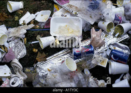 LITTER ON THE GROUND AT NOTTINGHAM GOOSE FAIR Stock Photo - Alamy
