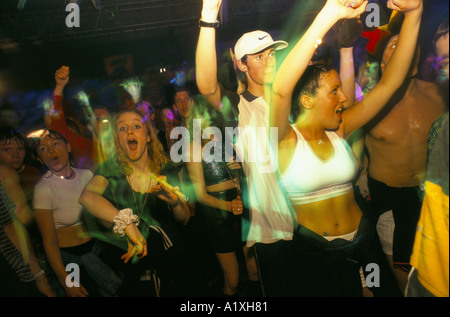 RAVE CULTURE THE SANCTUARY MILTON KEYNES 1997 1997 Stock Photo - Alamy