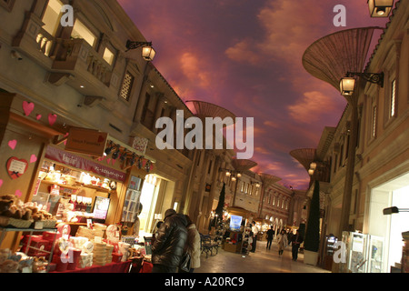 The Italian style Venus Fort shopping mall, Odaiba, Tokyo Bay area ...