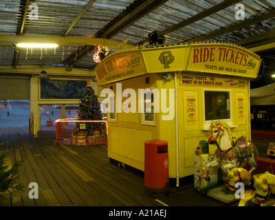 Deserted amusement arcade on Clacton Pier in winter Stock Photo - Alamy