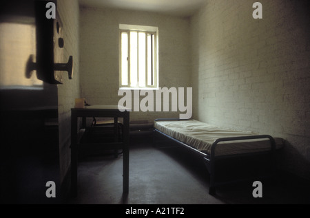 A cell in Featherstone prison Stock Photo - Alamy
