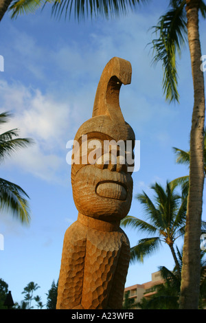 Tiki carved from coconut palm Stock Photo - Alamy
