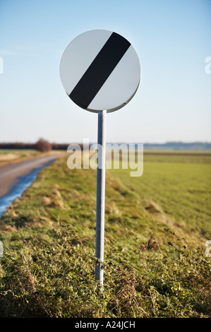 Uk National Speed Limit Road Traffic Sign uk Stock Photo - Alamy