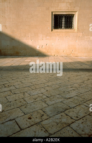 Shell damage caused during the Yugoslav civil war to historic buildings ...