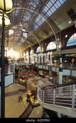 Victoria & Alfred shopping mall, Cape Town, South Africa Stock Photo ...