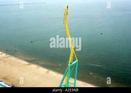 Aerial view of Cedar Point amusement park on Lake Erie in 1921, showing ...
