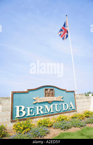 The sign welcoming one to Bermuda Stock Photo - Alamy