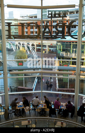 The Oracle Shopping Centre, Reading, Berkshire UK, people inside the ...